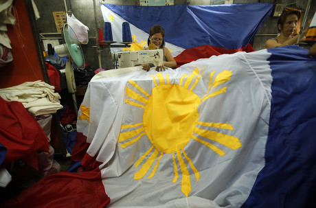 Filipino Tailor C Sews Philippine Flag Editorial Stock Photo - Stock ...