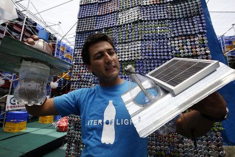 Filipino Entrepreneur Activist Illac Diaz Shows Editorial Stock Photo ...