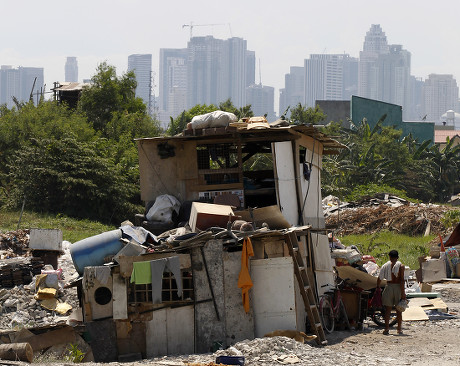 Filipino Informal Settler Walks Along Shanties Editorial Stock Photo ...