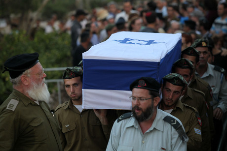 Israeli Soldiers Carry Coffin During Military Editorial Stock Photo ...