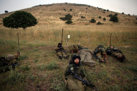 100 Battalion maneuver Stock Pictures, Editorial Images and Stock ...