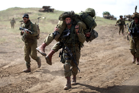 100 Battalion maneuver Stock Pictures, Editorial Images and Stock ...