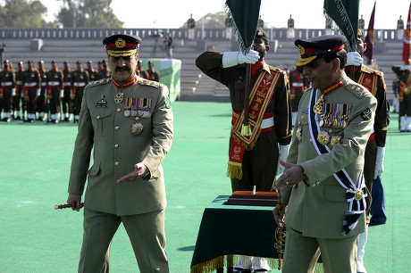 __COUNT__ Pakistan Army Change of Command - Nov 2013 Stock Pictures ...