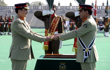 Outgoing Pakistani Army Chief General Ashfaq Editorial Stock Photo ...