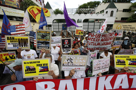 Filipino Activists Shout Antius Slogans Outside Editorial Stock Photo ...