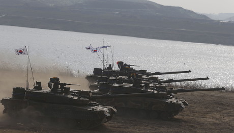 250 Mechanized infantry division Stock Pictures, Editorial Images and ...