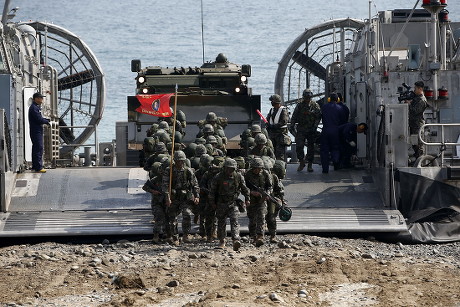 63 Combined amphibious operations Stock Pictures, Editorial Images and ...