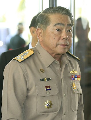 Thailand Politics - Dec 2013 Stock Pictures, Editorial Images and Stock ...
