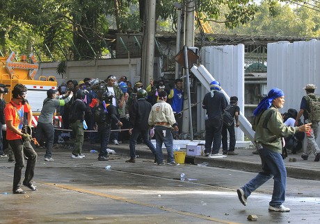 250 Japanese riot police Stock Pictures, Editorial Images and Stock ...