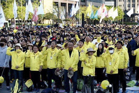 Relatives Sewol Ferry Sinking Victims Supporters Editorial Stock Photo ...