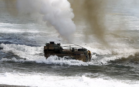 South Korean Amphibious Assault Vehicles Kaav Editorial Stock Photo ...
