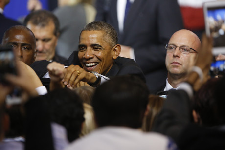 Us President Barack Obama Shakes Hands Editorial Stock Photo - Stock ...