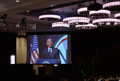 United States President Barack Obama Addresses Editorial Stock Photo ...