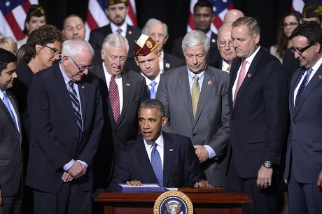 Us President Barack Obama C Signs Editorial Stock Photo - Stock Image ...