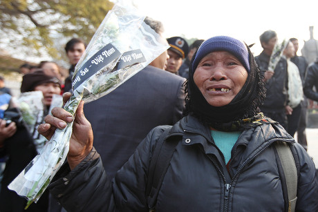 Protester Holding White Roses Reacts During Editorial Stock Photo ...
