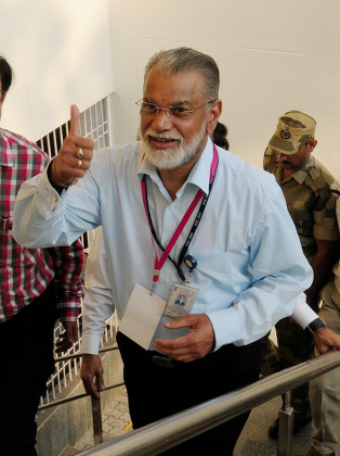 Isro Chairman S Radhakrishnan Shows Thumbsup Editorial Stock Photo ...