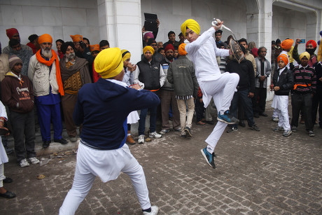 Young Sikhs Demonstrate Their Skills Swords Editorial Stock Photo ...