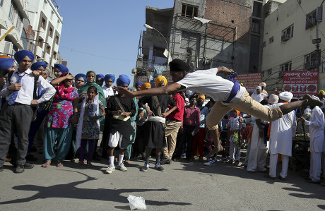 Sikh Man Shows His Skills He Editorial Stock Photo - Stock Image ...