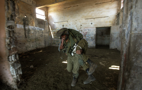 Israeli Soldier Elite Golani Brigade Carries Editorial Stock Photo ...