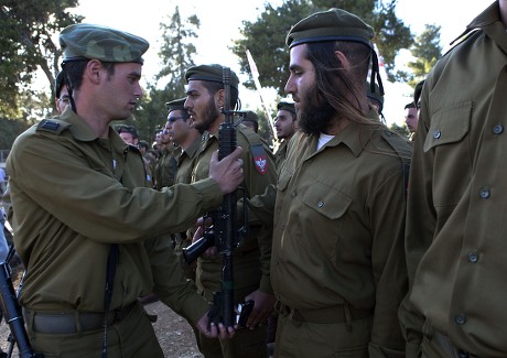 Ultraorthodox Jewish Fighters Netzah Yehuda Battalion Editorial Stock ...