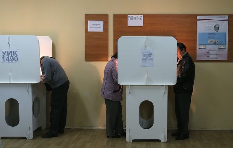 Muscovites Stand Polling Booths During Voting Editorial Stock Photo ...