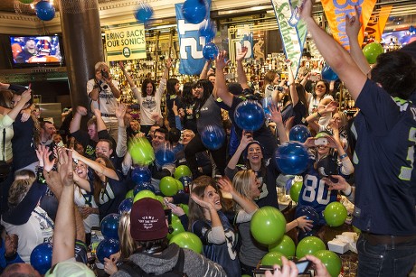 Seattle Seahawk Fans Celebrate Their Teams Editorial Stock Photo ...