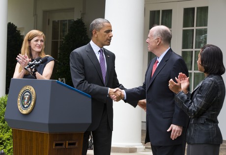 Us President Barack Obama 2l Shakes Editorial Stock Photo - Stock Image ...