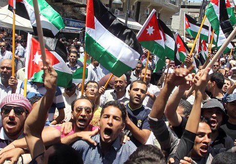 Jordanian Protesters Shout Slogans Against Jordanian Editorial Stock ...
