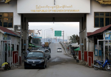 Friendship Bridge Thailandmyanmar Border Bridge Gate Editorial Stock ...