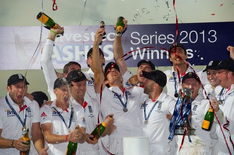 Englands Alastair Cook L Holds Ashes Editorial Stock Photo - Stock ...