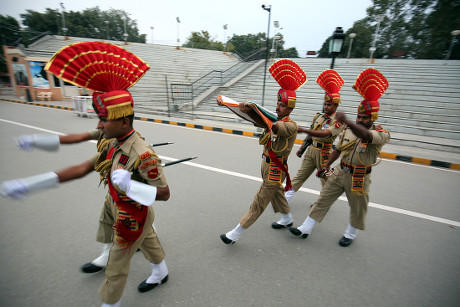 Indian Border Security Force Bsf Soldiers Editorial Stock Photo - Stock ...