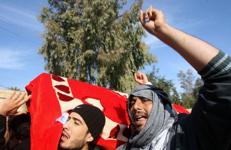 Iraqi Sunni Men Carry Coffin Victim Editorial Stock Photo - Stock Image ...