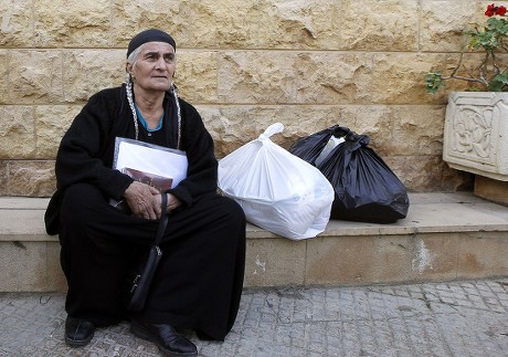 Chaldean Christian Woman Waits Receive Humanitarian Editorial Stock ...