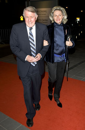 __COUNT__ imágenes de Danish royals attend a dinner at the Lowy Packer ...
