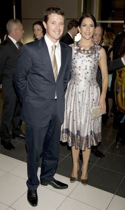 __COUNT__ imágenes de Danish royals attend a dinner at the Lowy Packer ...
