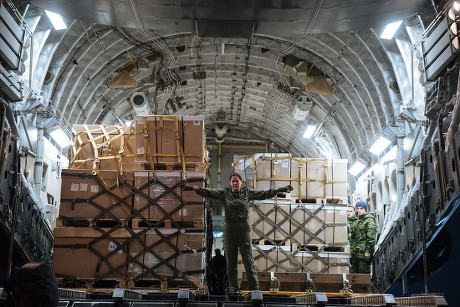 Crew Members Prepare Unloading Transport Plane Editorial Stock Photo ...