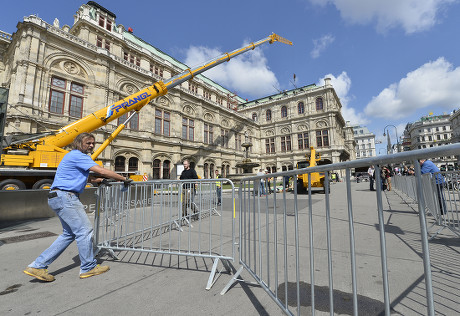 Crane Barriers Set Front State Opera Editorial Stock Photo - Stock ...