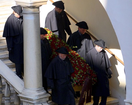 Austria Haider Funeral - Oct 2008 Stock Pictures, Editorial Images and ...