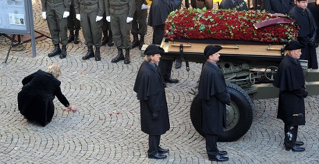 Austria Haider Funeral - Oct 2008 Stock Pictures, Editorial Images and ...