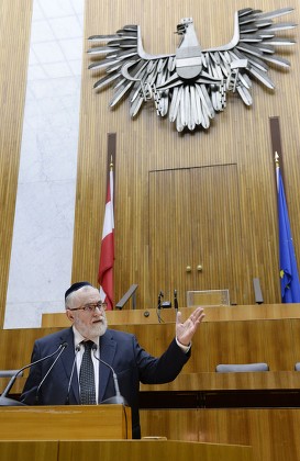 Rabbi Paul Chaim Eisenberg Delivers Speech Editorial Stock Photo ...