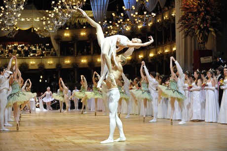 Dancers Vienna State Opera Ballet Perform Editorial Stock Photo - Stock ...