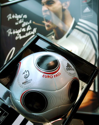 Official Ball Euro 2008 Soccer Championships Editorial Stock Photo ...