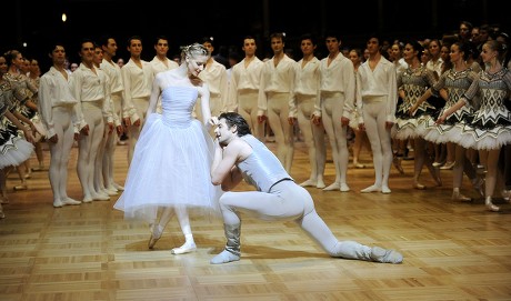 Dancers Vienna State Opera Ballet Perform Editorial Stock Photo - Stock ...