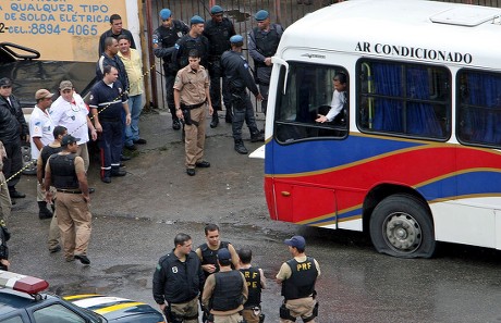 Brazilian Police Officers Talk Hijacker Bus Editorial Stock Photo ...