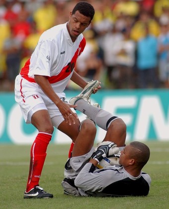 Brazilian Goalkeeper Dida Hugs Ball Peruvian Editorial Stock Photo ...