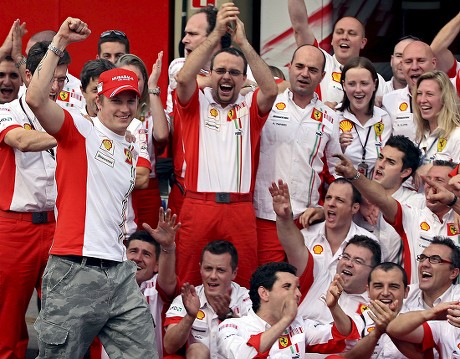 Technicians Members Ferrari Celebrate Victory Finish Editorial Stock ...