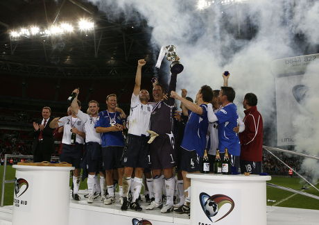 Victorious England Team Trophy Editorial Stock Photo - Stock Image ...