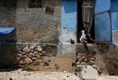 Woman Sits Front Her Home Martissant Editorial Stock Photo - Stock ...