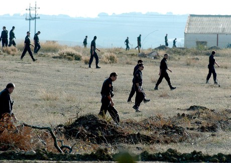Members Spanish Security Forces Track Trying Editorial Stock Photo ...