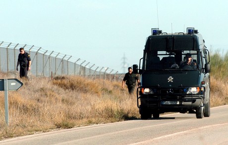Members Spanish Security Forces Track Trying Editorial Stock Photo ...